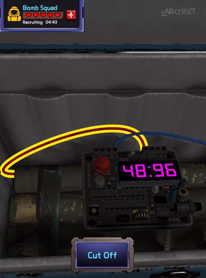 AR Bomb Squad Review - Bomb Disposal AR Game (iOS/ARKit)